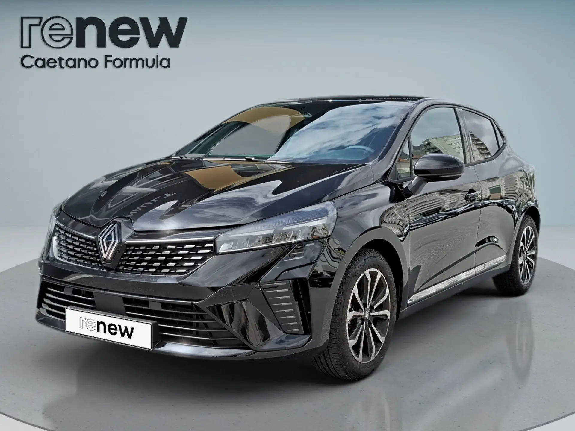 Renault Clio TCe 90 Techno - Caetano Retail